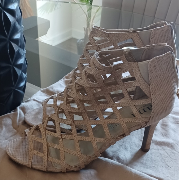 a.n.a | Shoes | Anabeige Open Toe 3inch Stiletto Style Bootiesgently ...